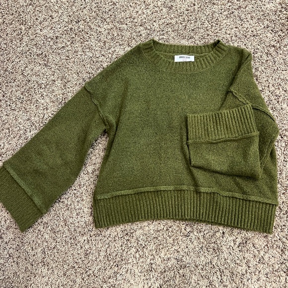 Double Zero | Sweaters | Cropped Green Sweater | Poshmark